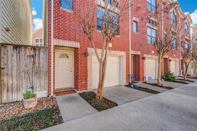 3501 Link Valley Dr. Unit 1104 - Condo for Rent in Houston, TX ...