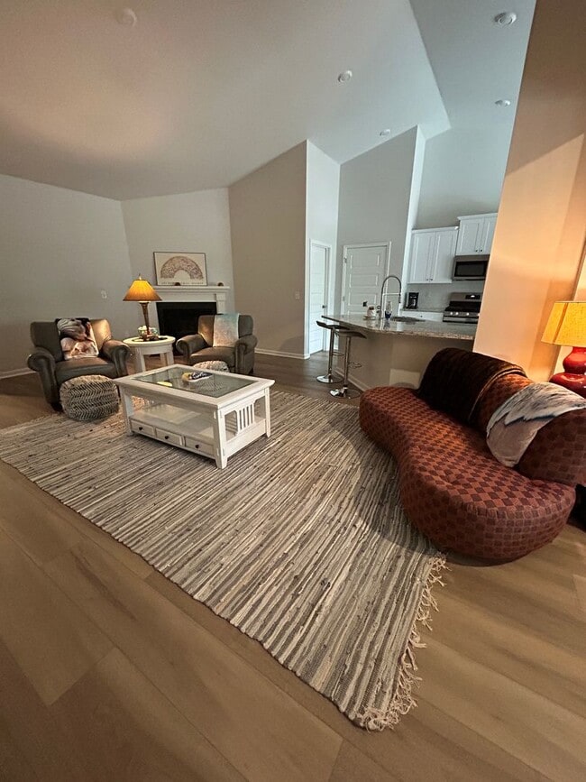 9189 Little Osprey Dr Off-Campus Housing, Calabash, NC