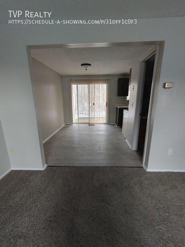 1452 W River Rd N - House Rental in Elyria, OH | ForRent.com