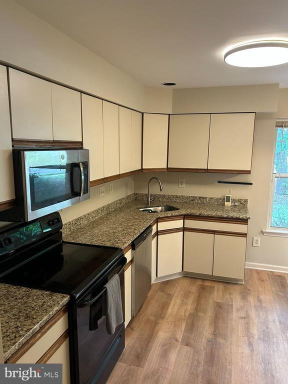 2 Burnham Wood Ct - Townhome Rental in Annapolis MD | ForRent.com