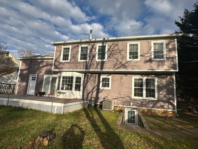 11508 Seven Locks Rd Rental - House Rental in Potomac, MD | ForRent.com