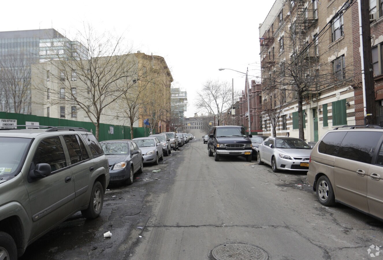 300-304 E 162nd St - Bronx, NY | ForRent.com