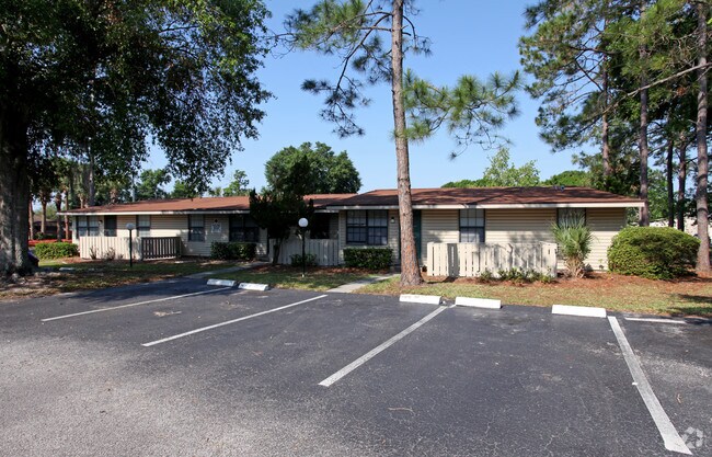 Spring Tree Village Apartments For Rent in Casselberry, FL | ForRent.com