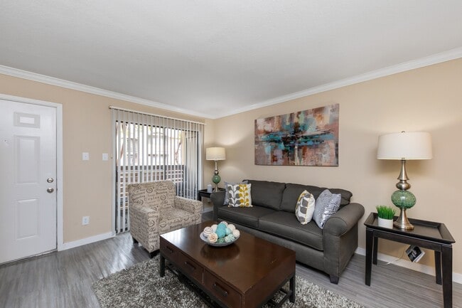 7100 Almeda Apartments - Houston, TX | ForRent.com