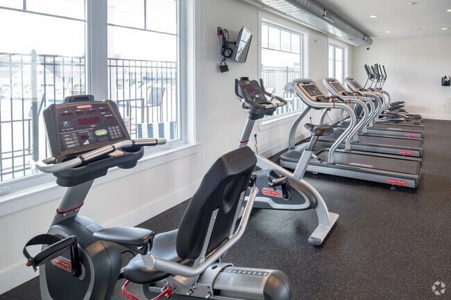 Kettle Point Apartments - East Providence, RI | ForRent.com