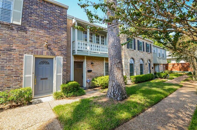 12711 Huntingwick Dr Condo Unit 168 - Condo for Rent in Houston, TX ...