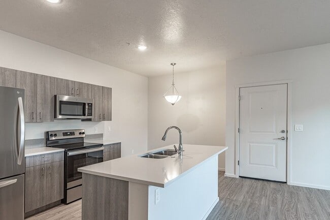 Silver Ridge Apartments - Meridian, ID | ForRent.com