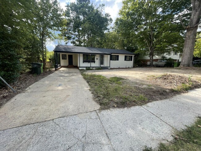 3 Bd 2.5 Ba Ranch with carport - House Rental in Raleigh, NC | ForRent.com