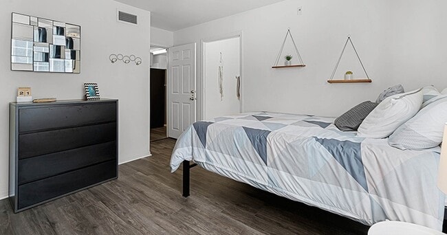 On20 Apartments | University of Florida | Off-Campus Housing Search