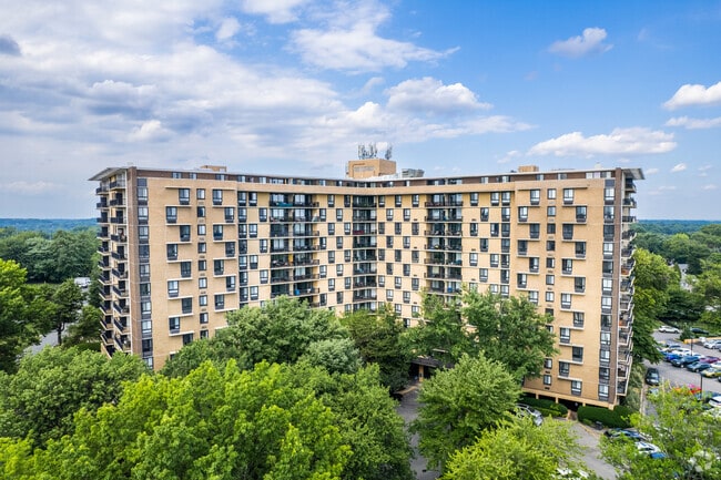 Towers at Wyncote Apartments - Wyncote, PA | ForRent.com