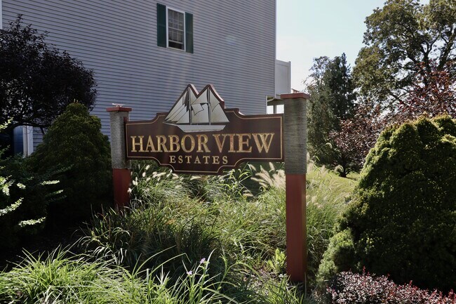 45 Harbor View Ln - Condo for Rent in Norwich, CT | ForRent.com