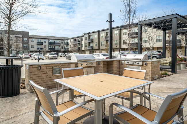 MAA Park Point Apartments For Rent in Houston, TX | ForRent.com