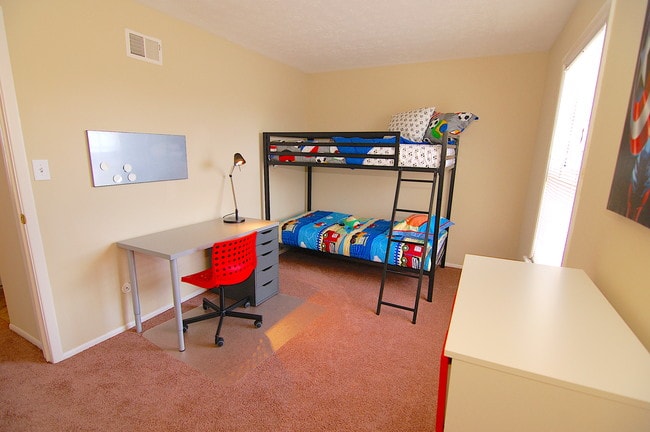 Abney Lake Apartments For Rent in Indianapolis, IN | ForRent.com