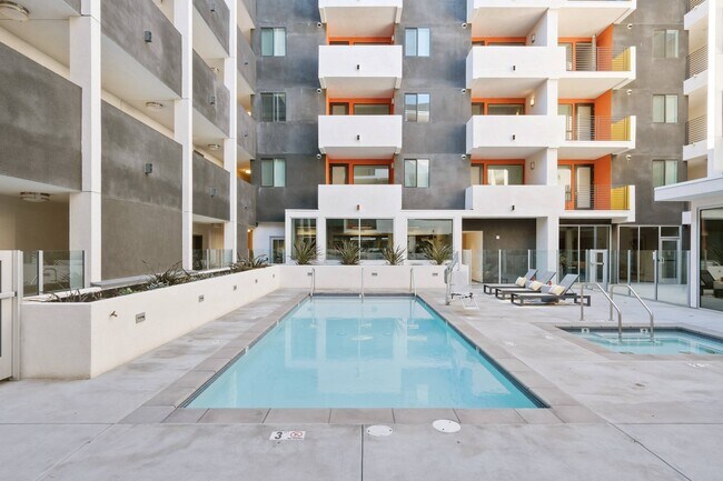 Otis College of Art and Design | Off-Campus Housing Search