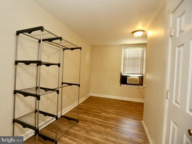 310 Ellis St Off-Campus Housing, Glassboro, NJ