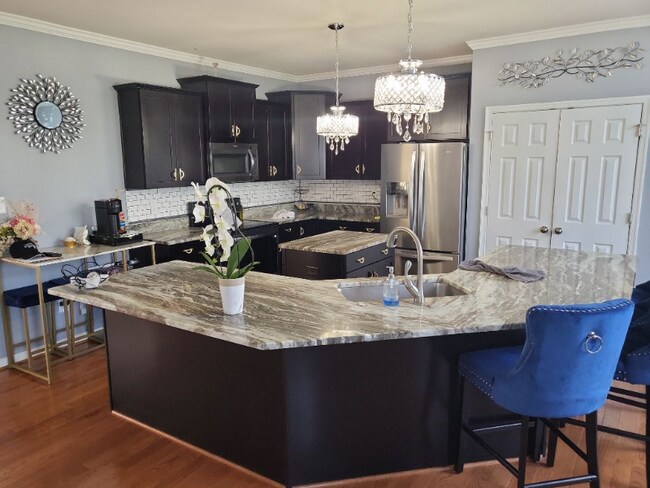 10907 Avening Rd House - House Rental in Chesterfield, VA | ForRent.com