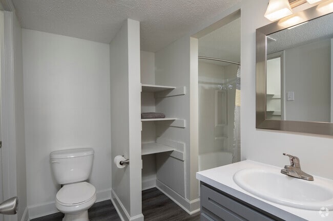 RiverHouse Apartments For Rent in Riverside, AL | ForRent.com