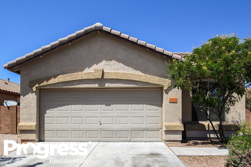 16914 W Nottingham Way - House for Rent in Surprise, AZ | ForRent.com