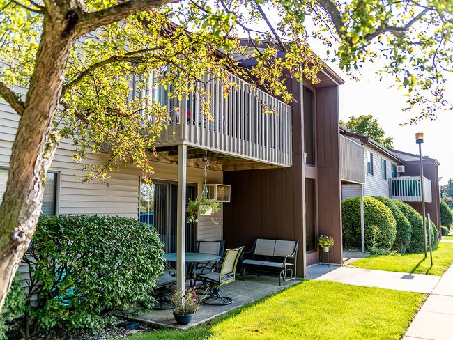 Corner Ridge Apartments - Grand Rapids, MI | ForRent.com