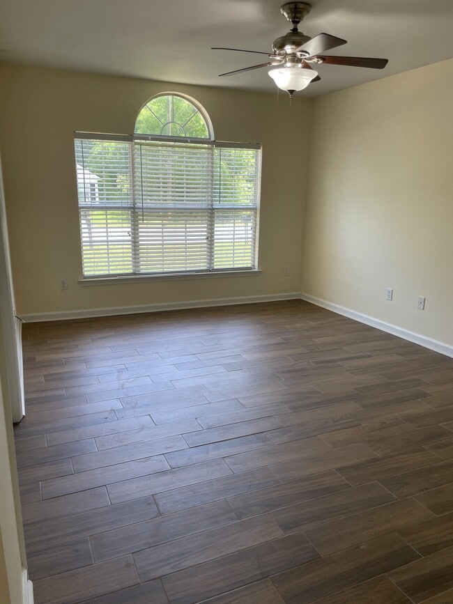 36 Dustin St - House Rental in Crawfordville, FL | ForRent.com