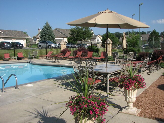 Springbrook Cercle Apartments - Oak Creek, WI | ForRent.com