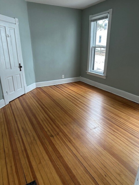 124 8th St E Off-Campus Housing, Hastings, MN