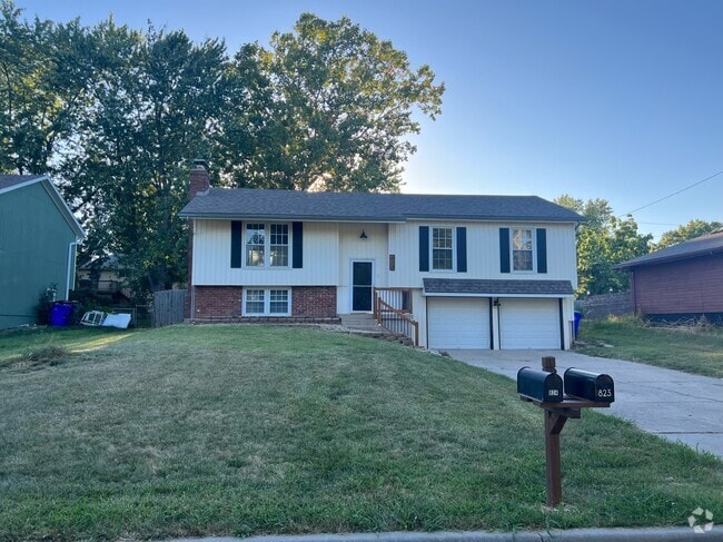 Houses for Rent near 66031, New Century, KS - 7 Houses | ForRent.com