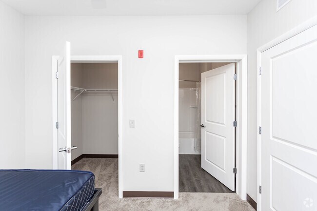 The Valley Apartments | Penn State University | Off-Campus Housing Search