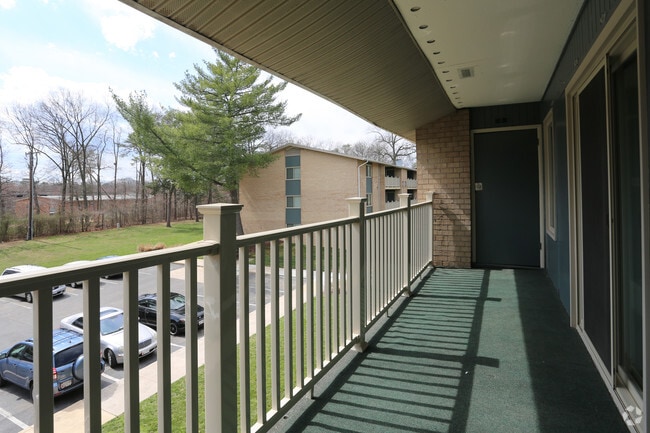 Fox Rest Apartments - Laurel, MD | ForRent.com