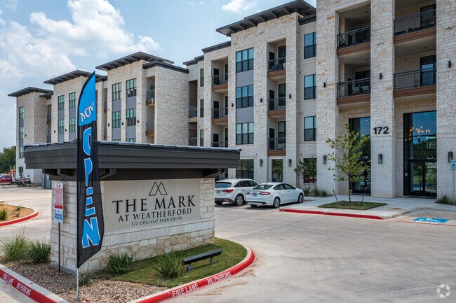 Mustang Ridge Apartments - Weatherford, TX | ForRent.com