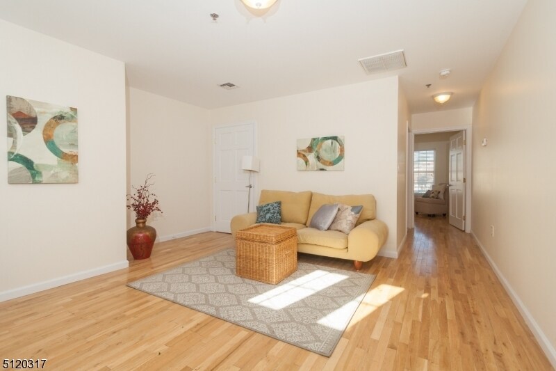 48 Washington St Unit 3B - Apartment for Rent | Bloomfield, NJ ...
