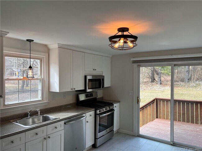 23 Addison Pond Rd Unit 23 - Condo for Rent in Glastonbury, CT ...