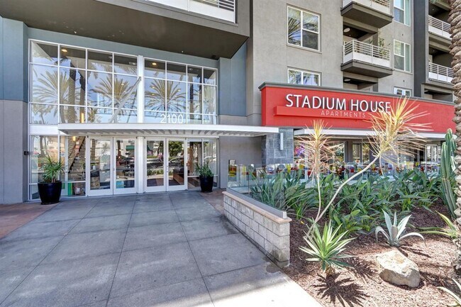 Chapman University | Off-Campus Housing Search