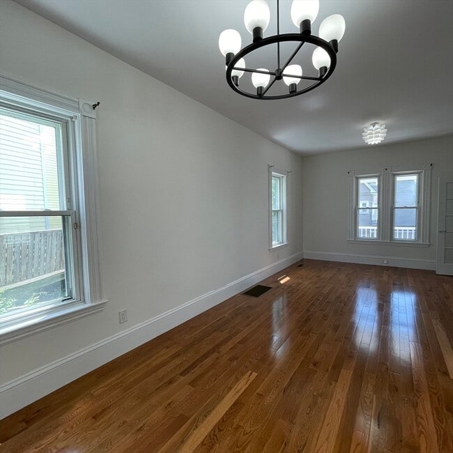 20 Bradstreet Ave Rental - Casas en Alquiler - Revere, MA | ForRent.com