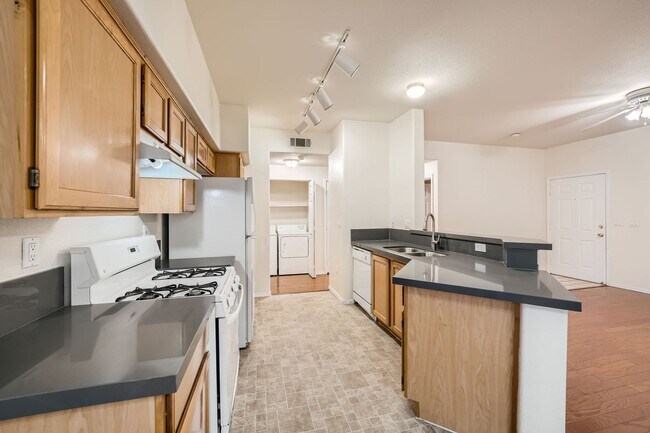 1st Floor Condo in GATED Community! - House Rental in Las Vegas, NV ...