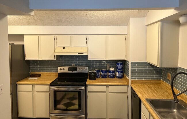 20 Great Wood Ct Condo Unit 20-8 - Condo for Rent in Fairport, NY ...