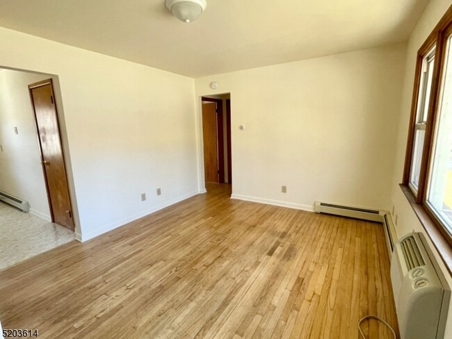 5314 Berkshire Valley Rd Apartment - Oak Ridge, NJ | ForRent.com