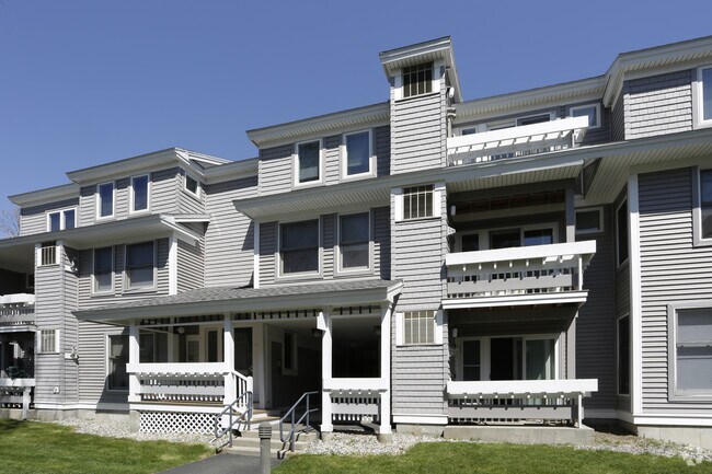 Appleton Square Methuen Apartments For Rent in Methuen, MA | ForRent.com