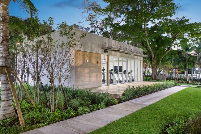 Nova Southeastern University | Off-Campus Housing Search