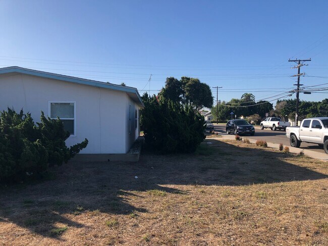 Live 3 Blocks Away From The Ocean!! - House Rental in Imperial Beach ...