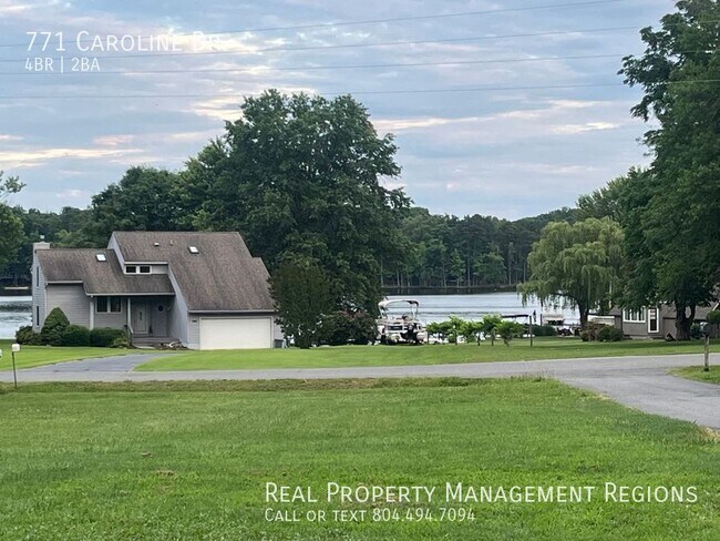 Beautiful Water-view Home in Lake Caroline - House Rental in Ruther ...