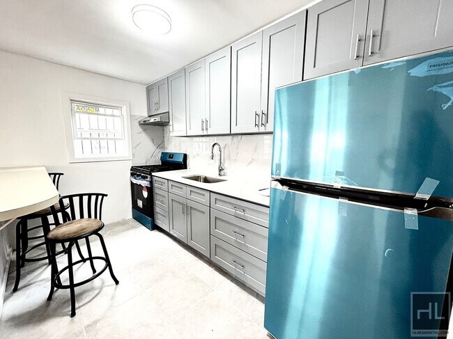 Spacious and Renovated Home with ample clo... Unit 1 - Queens, NY ...