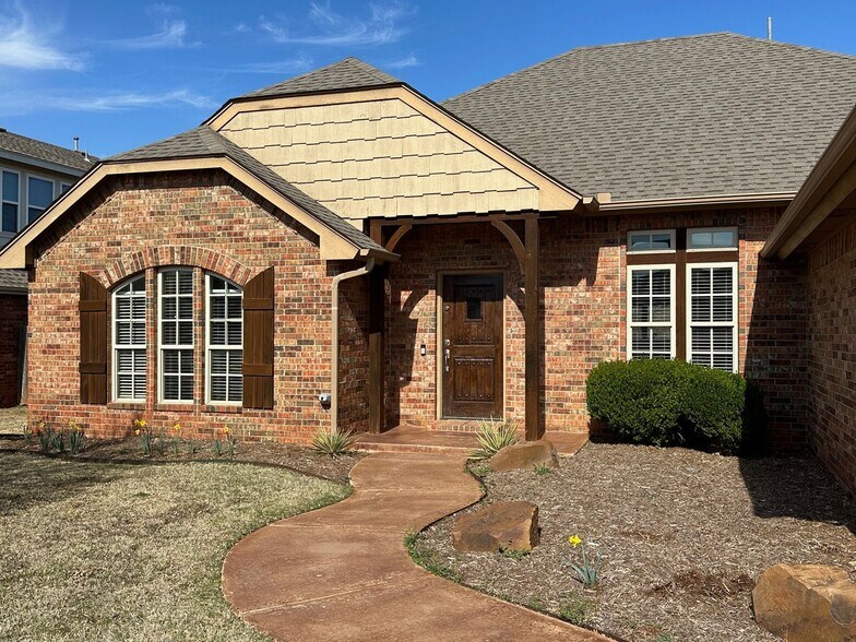 16324 Dustin Ln - House for Rent in Edmond, OK | ForRent.com
