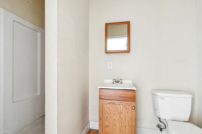 6 br, 6 bath Triplex - 1708 CECIL B MOORE ... Unit 3 - Condo for Rent ...