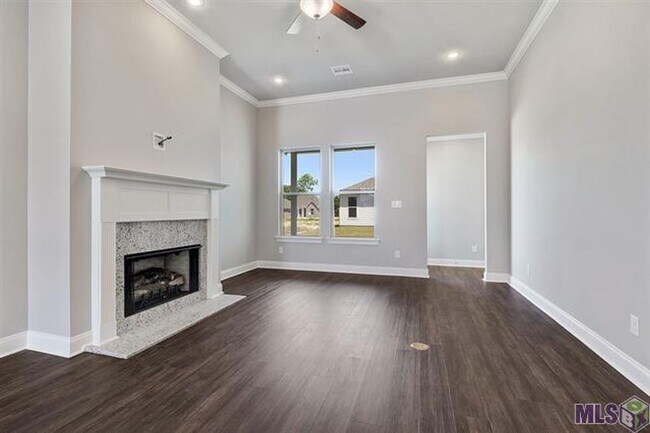 3 Bedroom NEW Home in Dutchtown - Dutchtow... - House Rental in Geismar ...