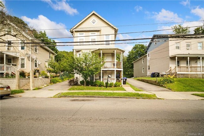 157 N Clinton St Apartment Unit C - Poughkeepsie, NY | ForRent.com