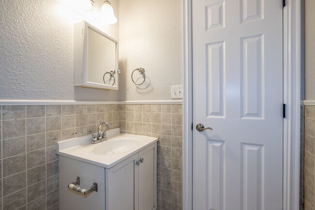 Cute Tulsa Home Coming Soon! 3 bedrooms an... Rental - House Rental in ...