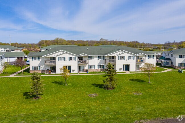 KESTREL RIDGE Apartments - Columbus, WI | ForRent.com
