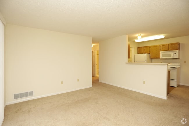 Harbour Ridge Apartments For Rent in Traverse City, MI | ForRent.com